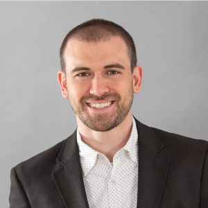 5 Benefits of Hiring a Standup Comedian for Your Meeting or Event ...